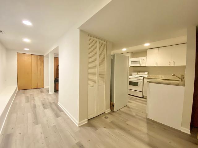1732 W 18th Place # GR