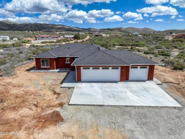 17330 E Hiding Horse Ln, Dewey, AZ 86327
