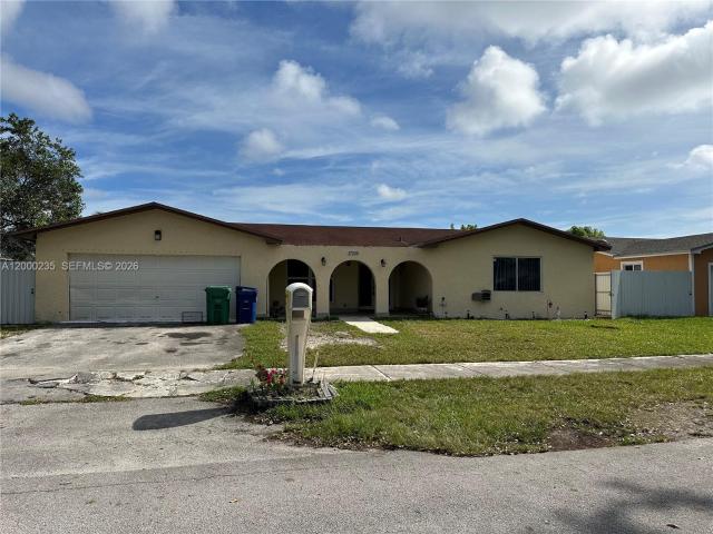 17335 SW 108th Ct, Miami, FL 33157 | MLS #A12000
