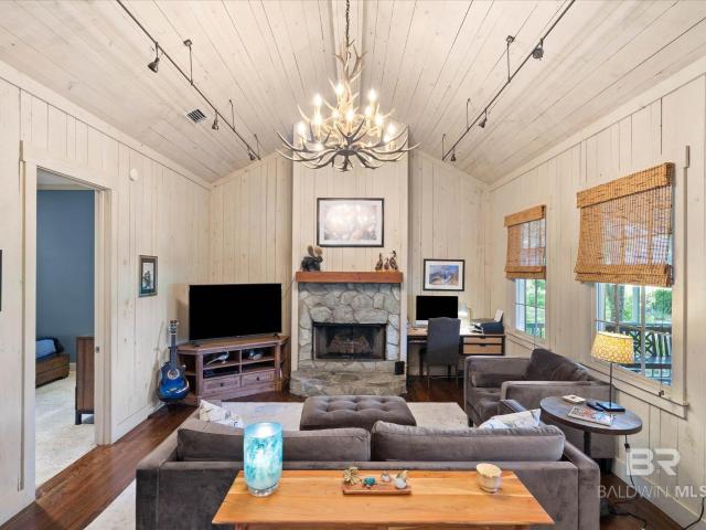17336 Cabin Road