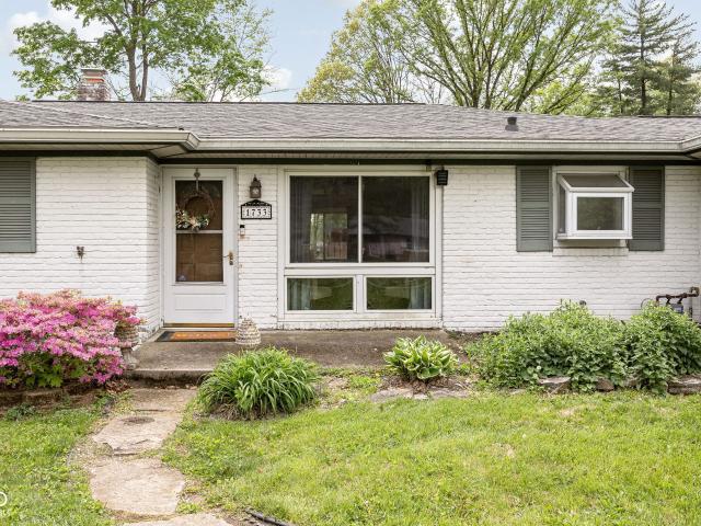 1733 Marian Dr, Indianapolis, IN 46240 | MLS #22098 | Compass