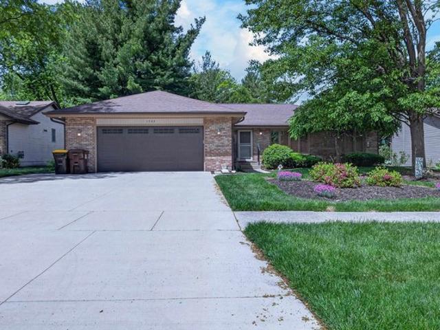 1733 Arnold Ave, Rockford, IL 61108