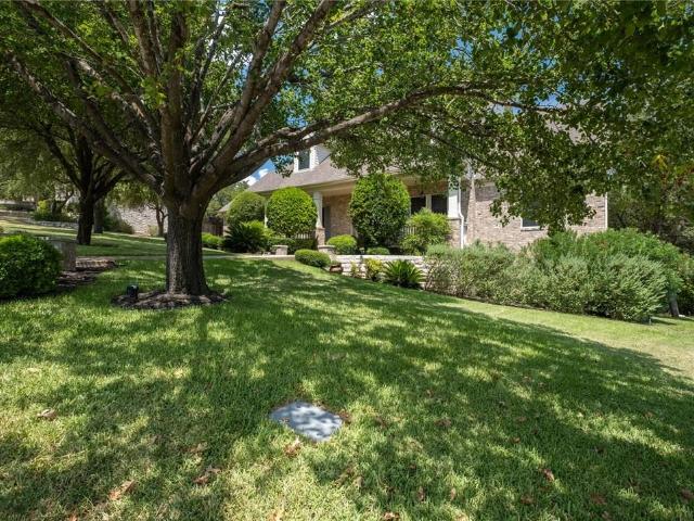 1733 Canonero Dr