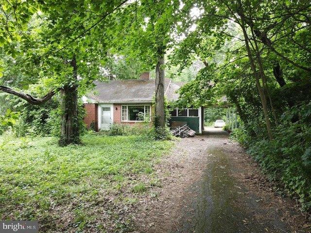 1733 Lancaster Rd, Manheim, PA 17545