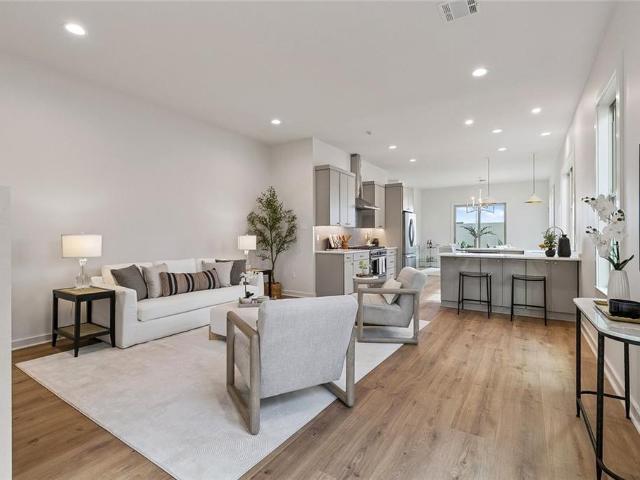 1733 Vegas Drive