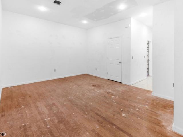 173 3Rd St