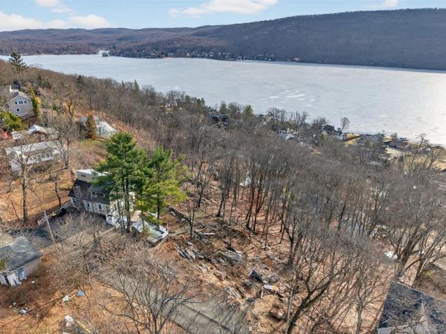 173 & 179 Brook Trail