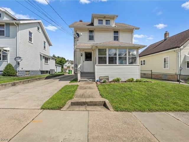 173 25th St NW, Barberton, OH 44203