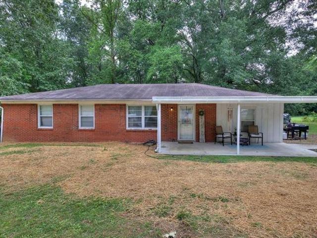 173 Coggins Loop NW, Calhoun, GA 30701