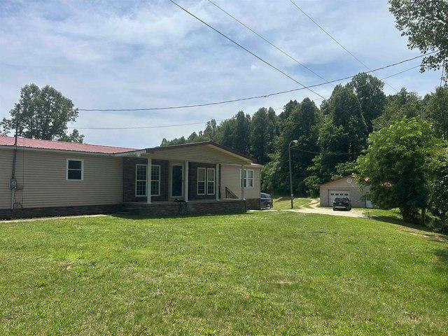 173 Charlene Ln, Genoa, WV 25517