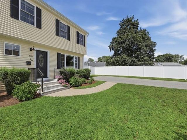 173 Bedford Rd Unit 2, Woburn, MA 01801