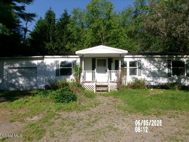 173 Beech St, Mayfield, NY 12117