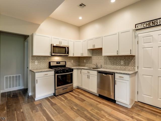 173 Bungalow Ter