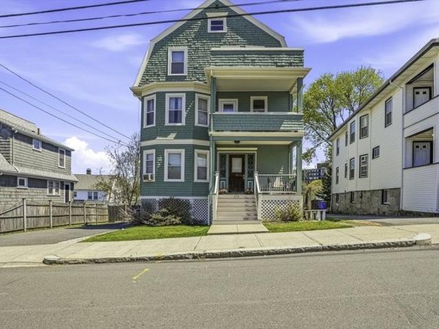173 Grovers Ave Apt 3, Winthrop, MA 02152