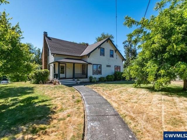 173 Ferry St, Jefferson, OR 97352
