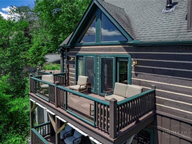173 Huckleberry Lane