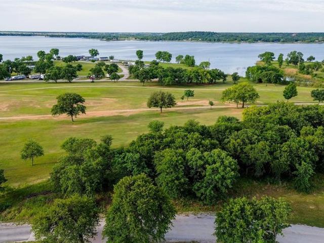 173 Oakwood Trl, Eastland, TX 76448