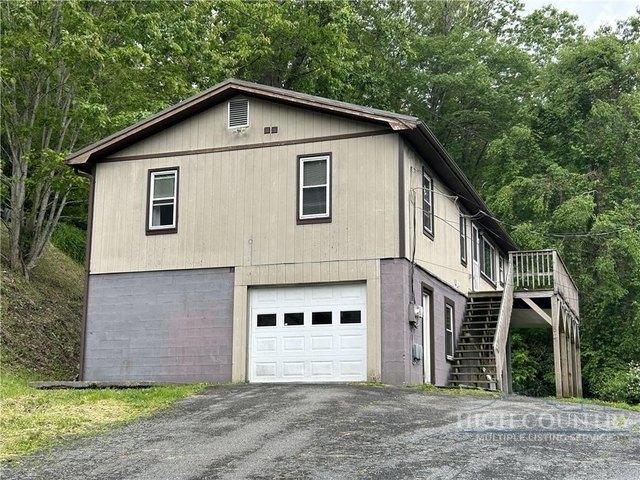 173 Old Turnpike Rd NW, Banner Elk, NC 28604