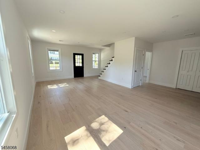 173 Lake Ave
