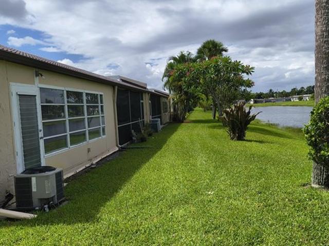 173 Lake Meryl Dr, West Palm Beach, FL 33411