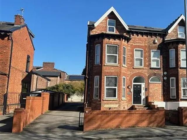 173 Mauldeth Road, Manchester, M14 6SR, United Kingdom | 2 bed apartment for rent #166861164 | Rentberry