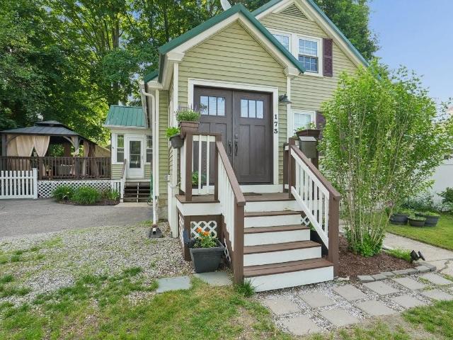 173 Mammoth Road