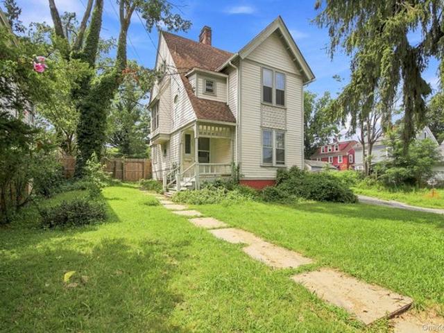 173 S Cherry St, Poughkeepsie, NY 12601