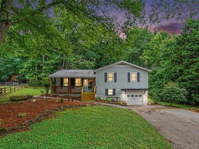 173 S Forty Pass W, Hiram, GA 30141