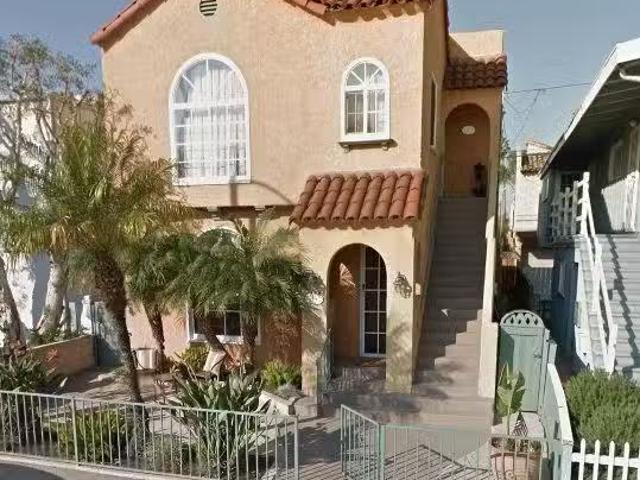 173 SANTA ANA AVE 173 173 & 173 1/2 SANTA ANA AVE