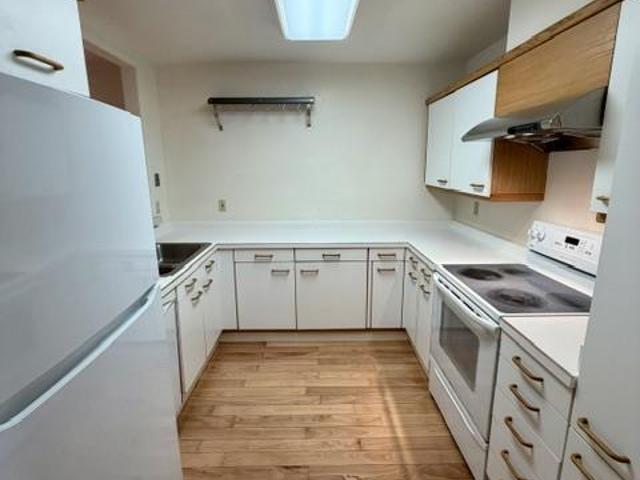 173 Sierra Vista Avenue 14