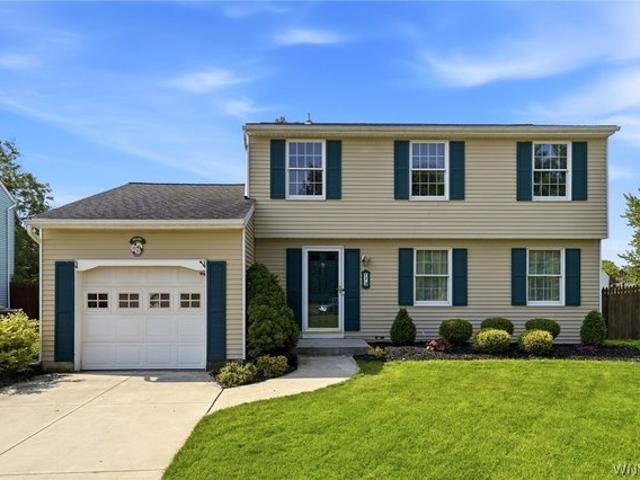 173 Roycroft Dr, West Seneca, NY 14224