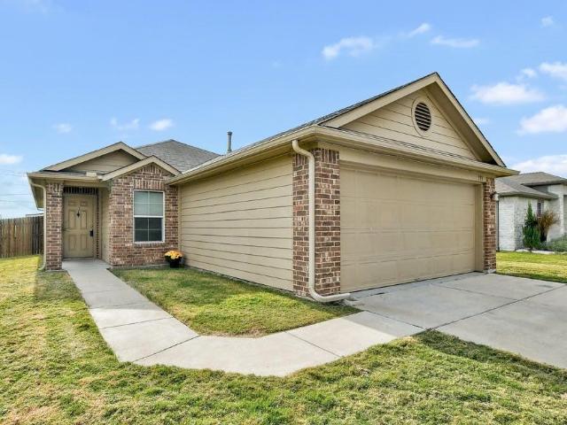 173 Rafe Ct, Kyle, TX 78640 | MLS #1027 | Compass