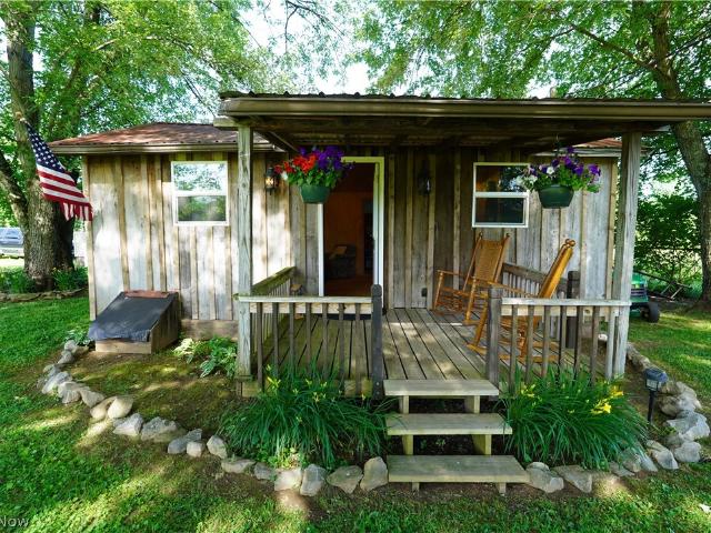 173 W Apple Blossom Way