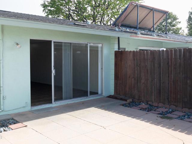 173 W Elfin Green