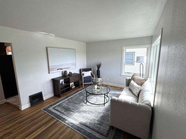 173 Walton Ave