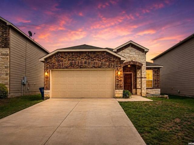 173 Texas Thistle, New Braunfels, TX 78130