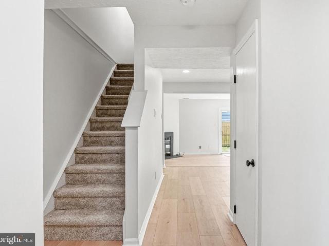 173 Villa Knoll Court