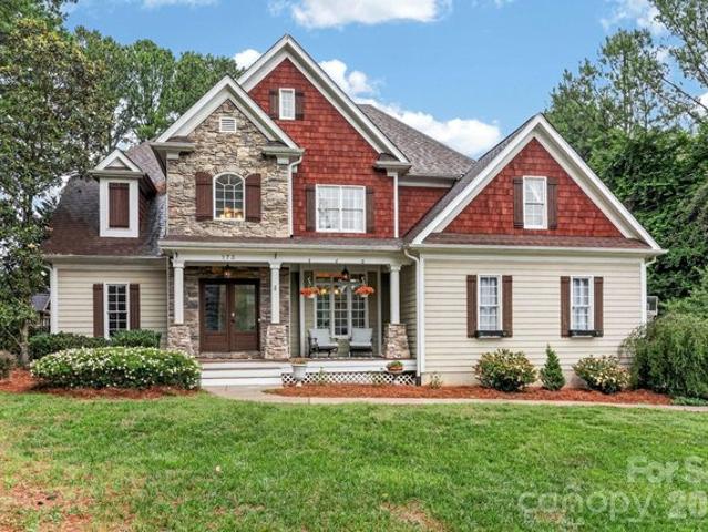 173 Yellow Jacket Cir, Mooresville, NC 28117