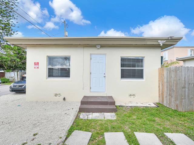 1744 Madison St, Unit 1, Hollywood, FL 33020 | MLS #B26009 | Compass