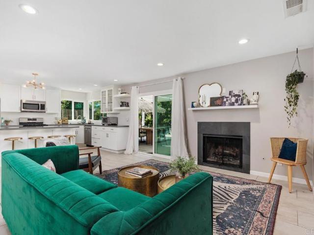 1744 Calle Jules, Vista, CA 92084 | MLS #NDP2603 | Compass