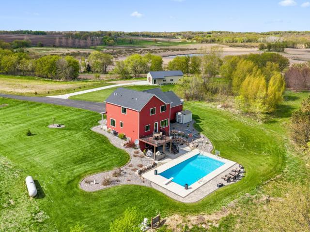 1744 County Road 7 NW
