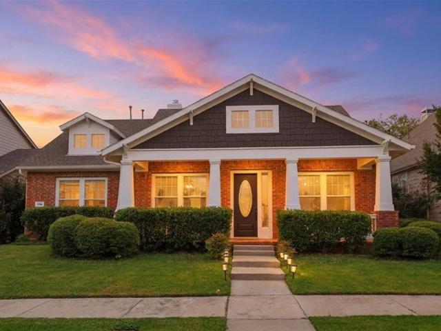 1744 Ivy Ln, Carrollton, TX 75007