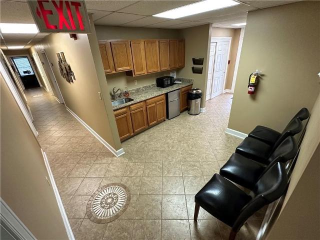 1744 Roswell Road 225
