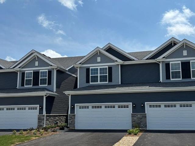 1744 Stable Ln, Aurora, IL 60503