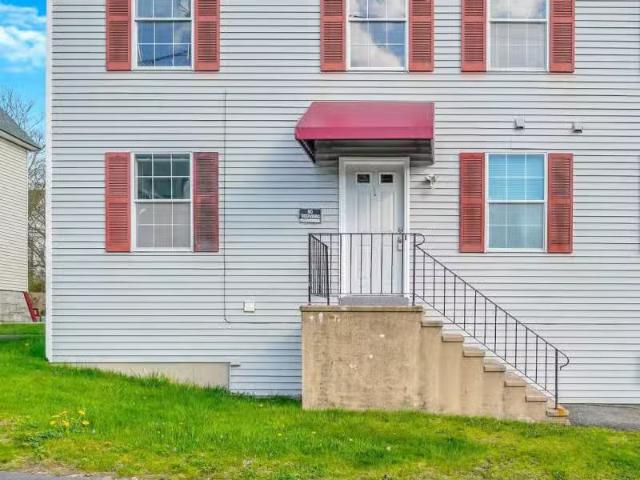 1744 Thomaston Avenue, APT 1, Waterbury, CT 06704