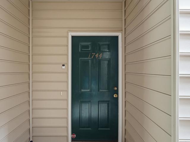 1744 Wyngate Circle