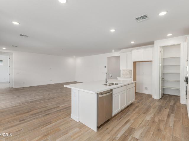 17458 W Saguaro Vista Dr, Surprise, AZ 85387 | MLS #7037