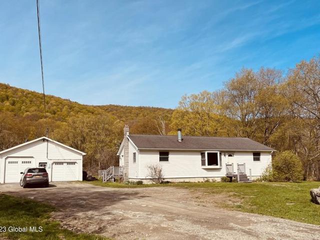 17459 State Route 22, Berlin, NY 12022