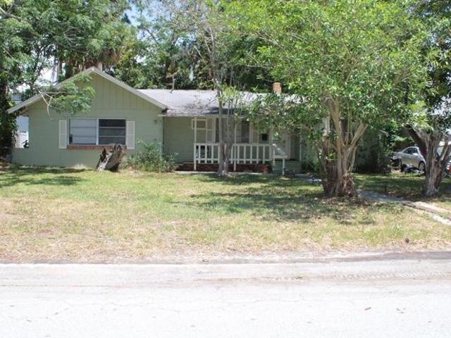 1745 Massachusetts Ave NE, Saint Petersburg, FL 33703