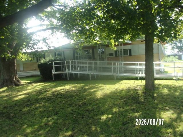 1745 N 3000 East Rd, Sheldon, IL 60966
